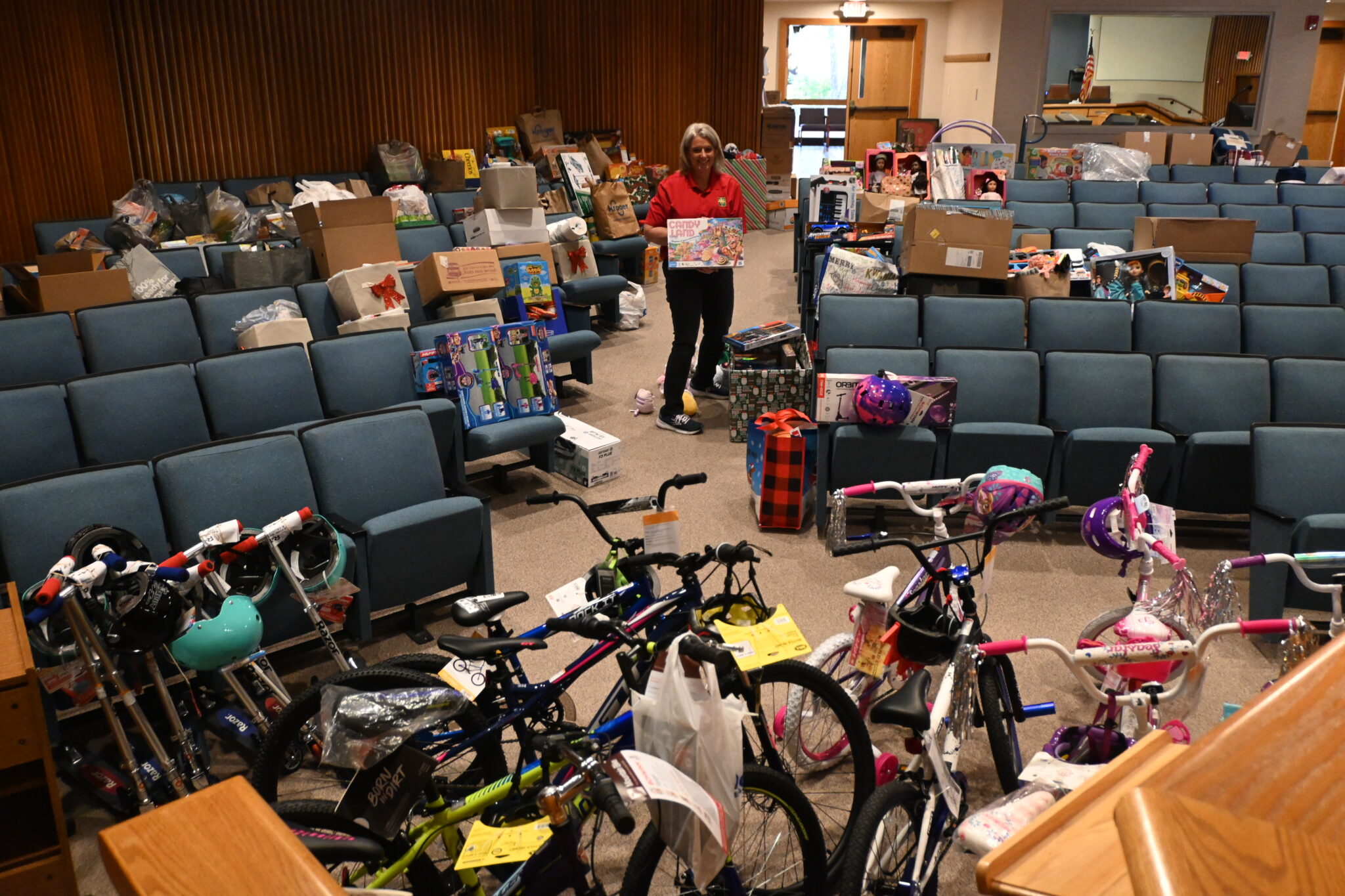 The Henrico Christmas Mother: Neighbors Helping Neighbors - Henrico HR